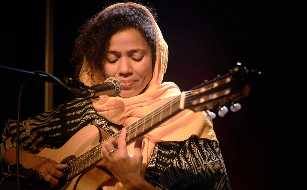 Nneka To Headline The 2024 Uprising Winter Edition In Slovakia | MARIA ...