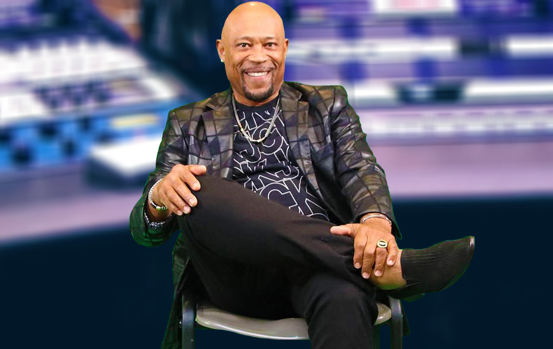 Steve Knight Now Available For Bookings! | MARIA JACKSON 27 MAGAZINE