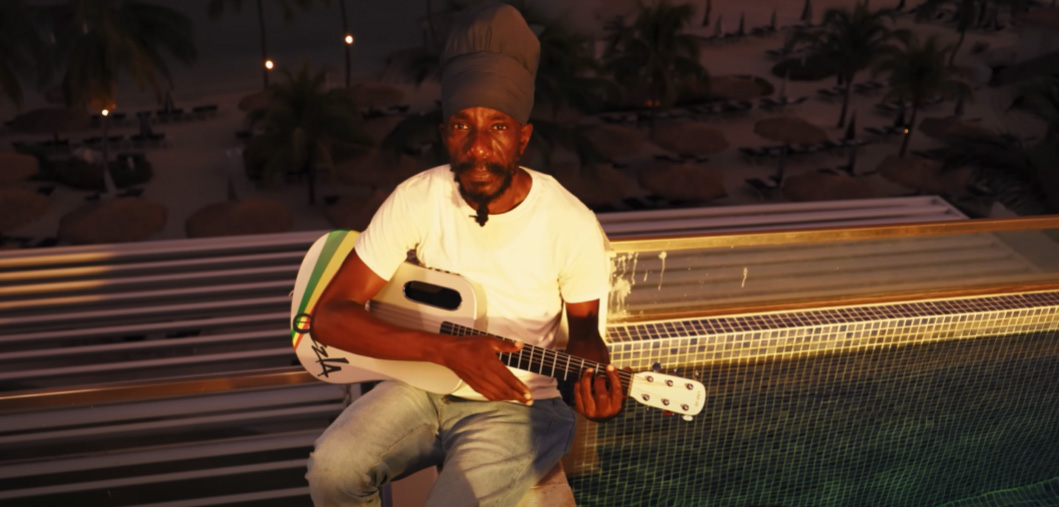 Sizzla Reveals His Softer Side In New Video “So In Love” | MARIA ...
